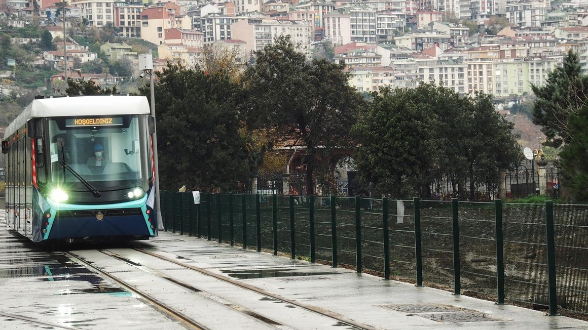 Alstom wdrożył w Stambule system APS – Raport Kolejowy