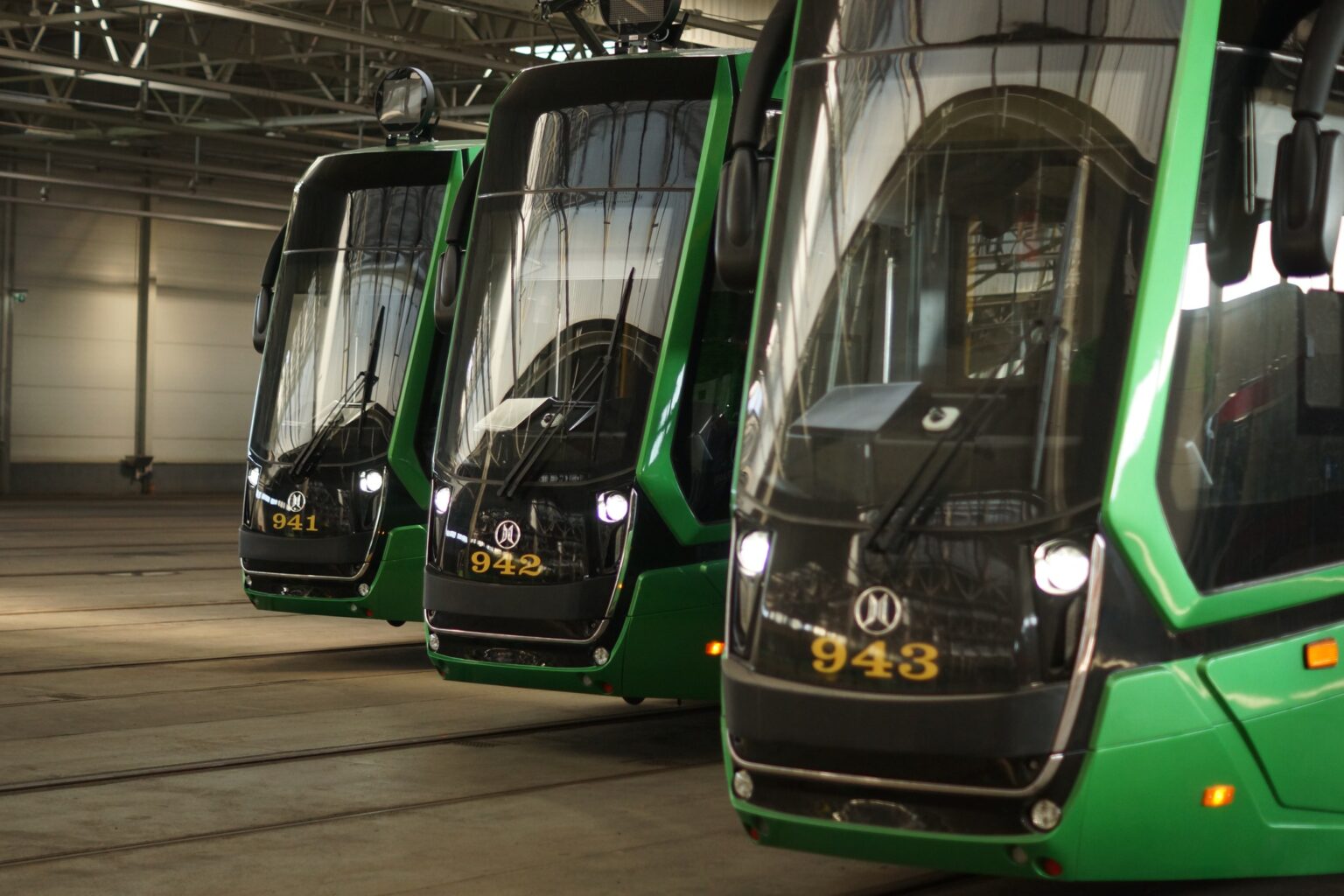 Moderus Gamma LF 04 debiutuje w Poznaniu [ZDJĘCIA] – Raport Kolejowy